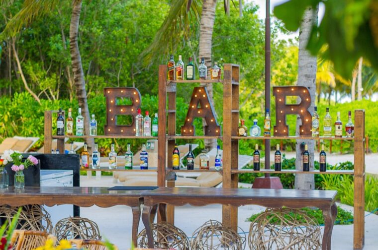 Why Open Bar Service for Their Wedding | Caribbean Drinkity Open Bar